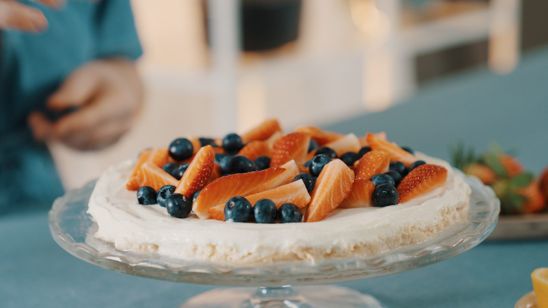 Gâteau au fromage et aux fruits frais
