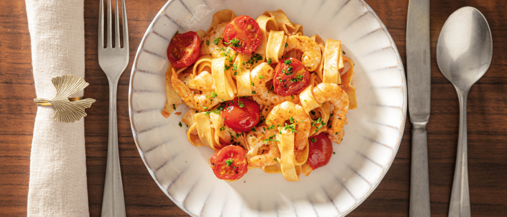 Pâtes aux scampi en sauce tomate à la crème